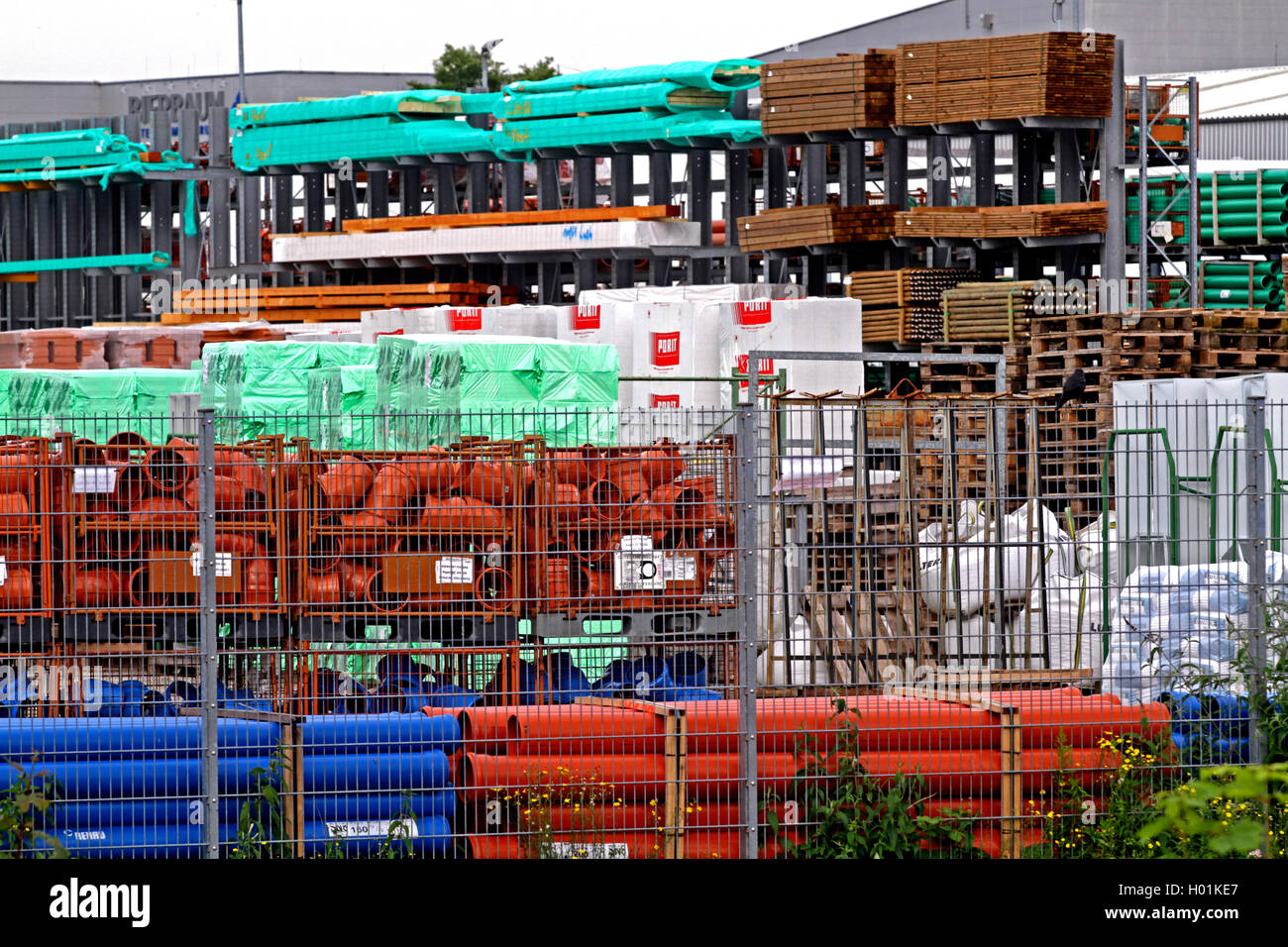 Materials storage hi-res stock photography and images - Alamy