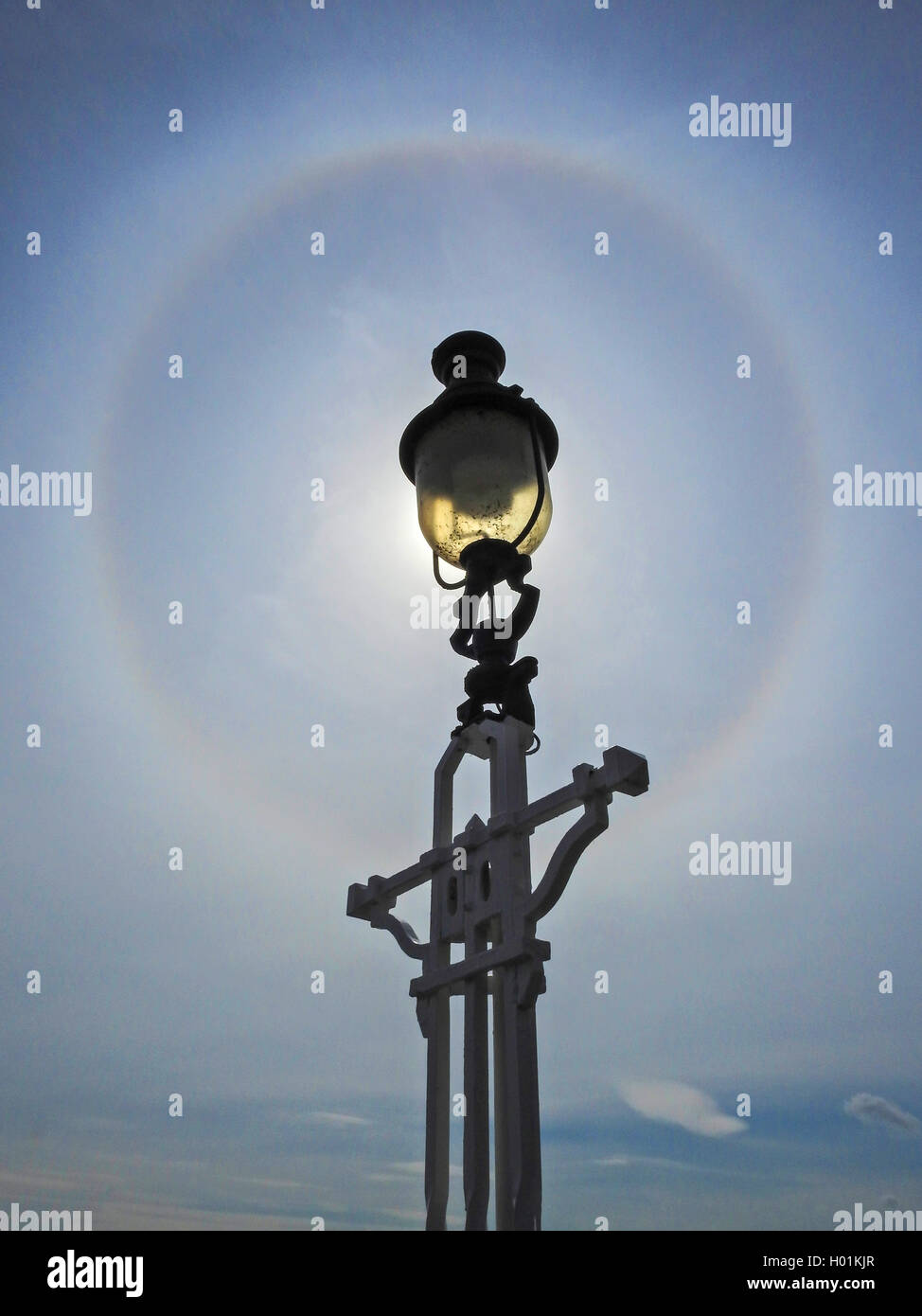 Ring around sun in hi-res stock photography and images - Alamy