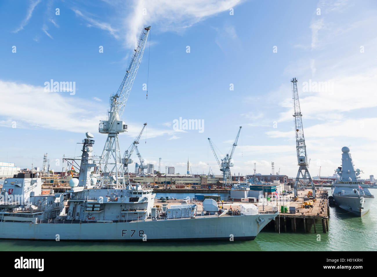 Portsmouth naval shipyard hi-res stock photography and images - Alamy