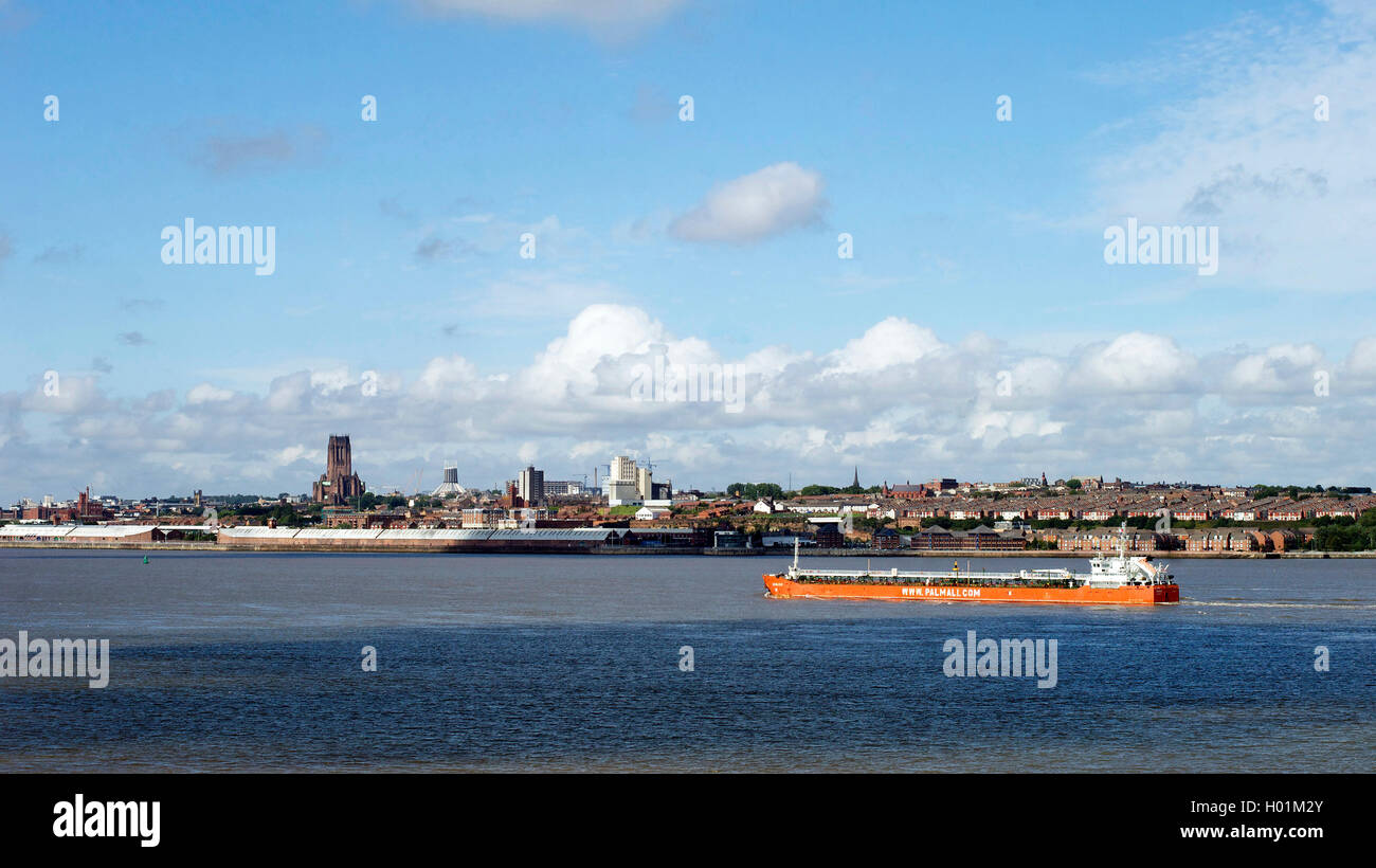 Liverpool over the river Mersey from Bromborough Stock Photo - Alamy