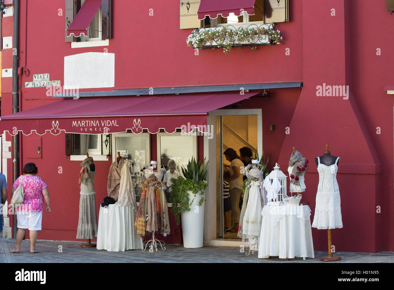 Venice burano lace shop hi-res stock photography and images - Alamy