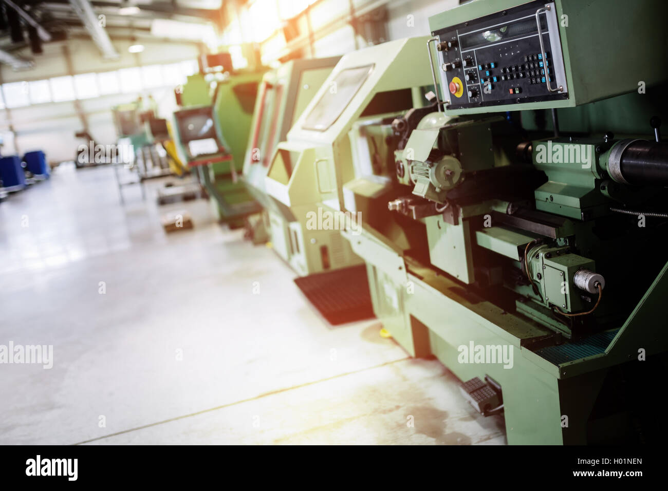 Manufacturing equ hi-res stock photography and images - Alamy