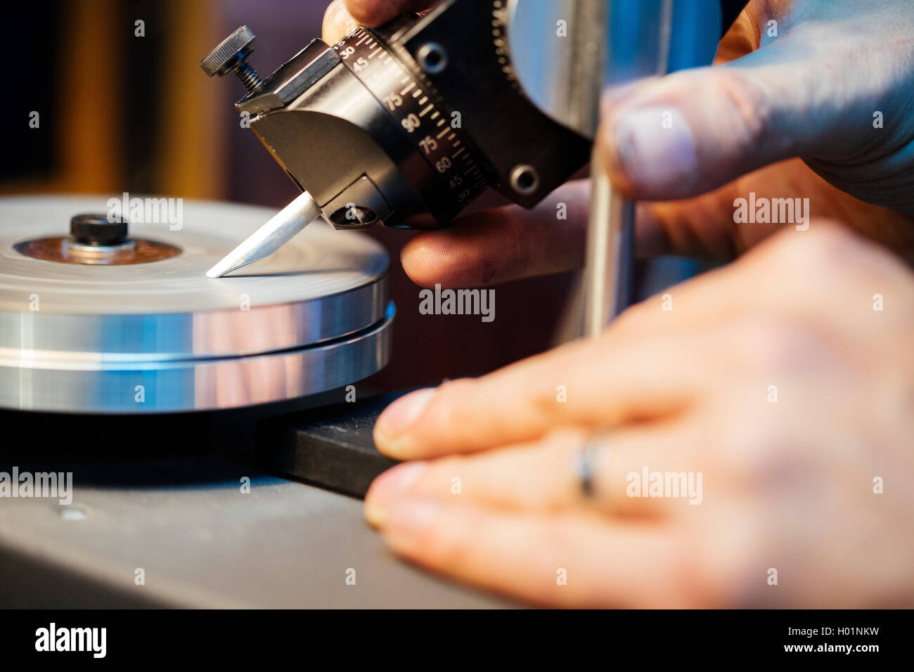 Precise sharpening with whet Stock Photo - Alamy