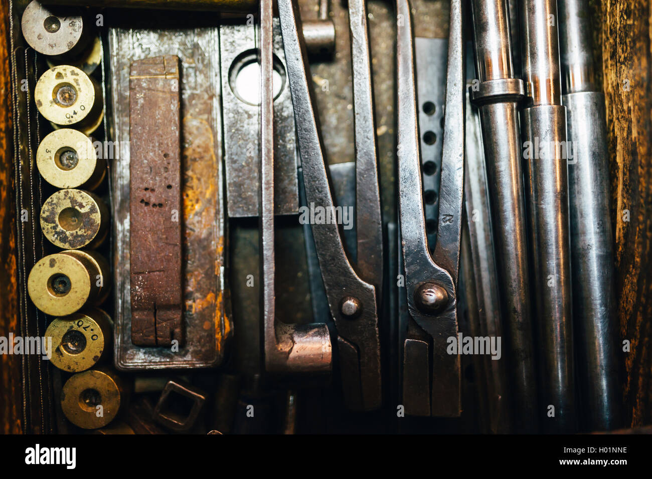 Old vintage hammer collection hi-res stock photography and images - Alamy