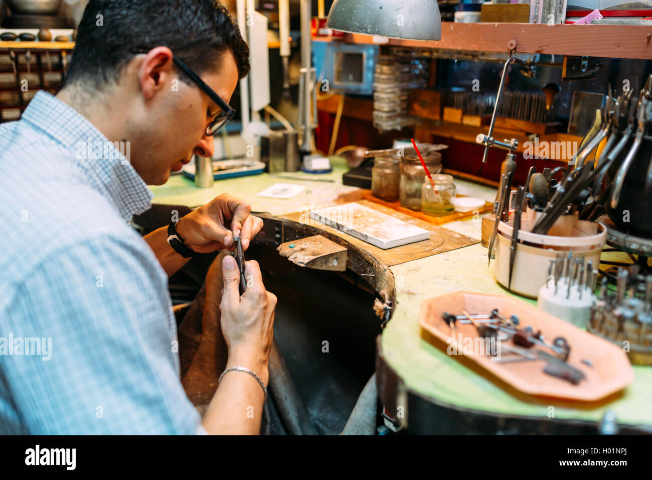 Workbench manufacturing hi-res stock photography and images - Alamy