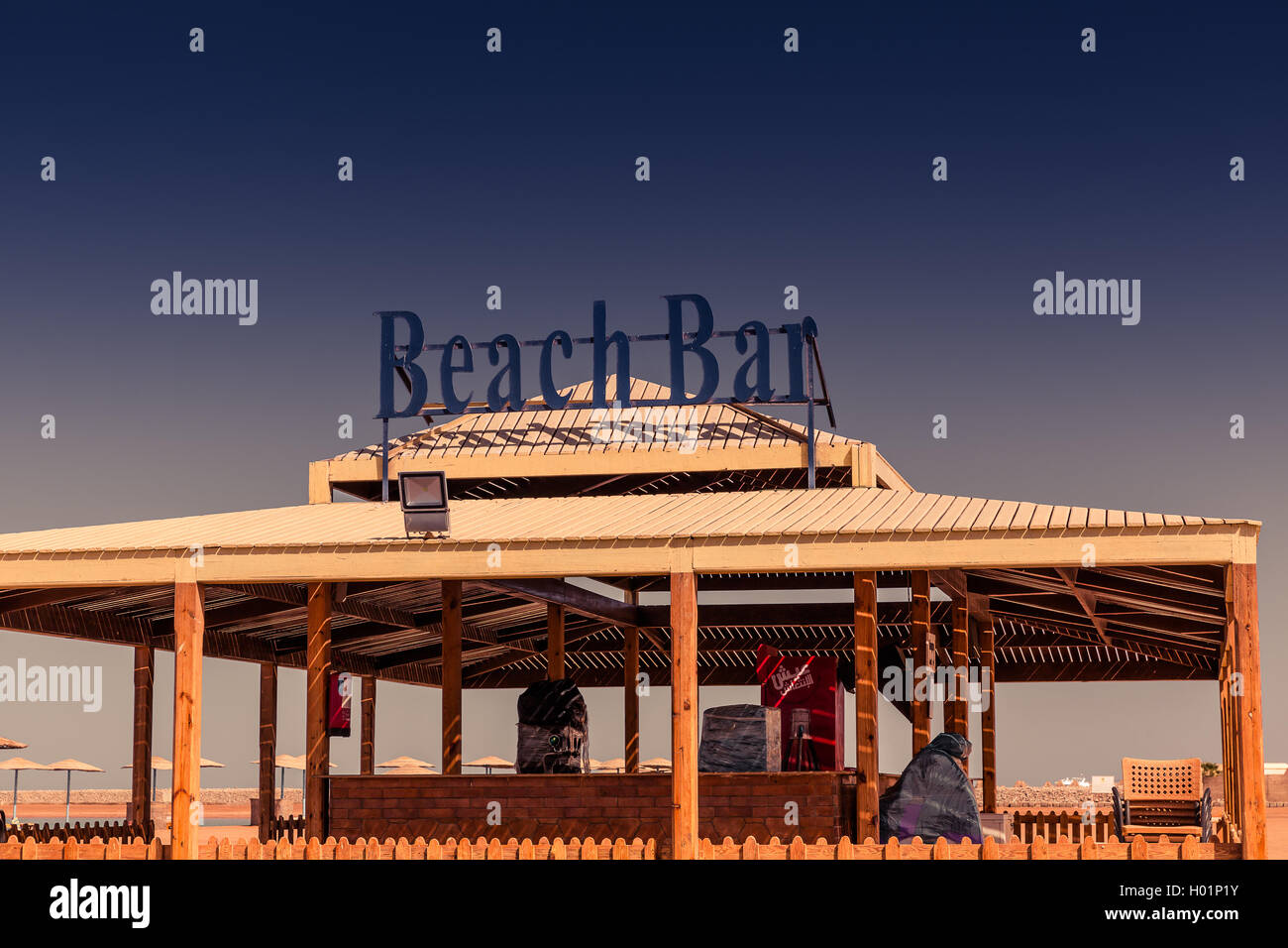 Bar on the beach Stock Photo - Alamy