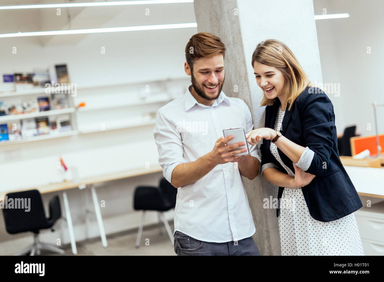 Office of communication hi-res stock photography and images - Alamy