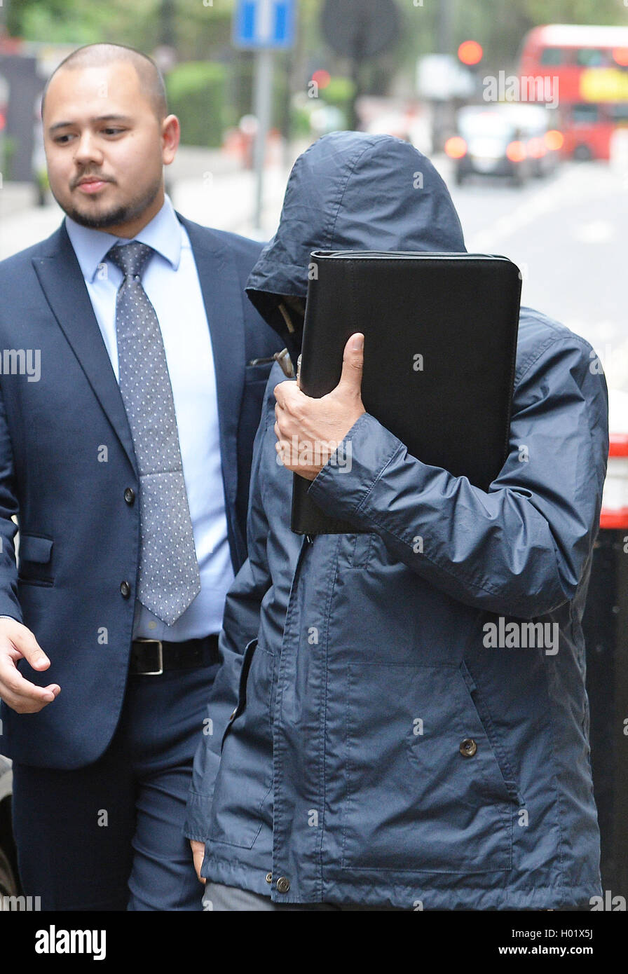 Undercover reporter Mazher Mahmood leaves the Old bailey in central ...