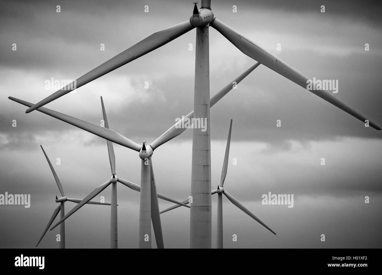 Wind power generators Black and White Stock Photos & Images - Alamy