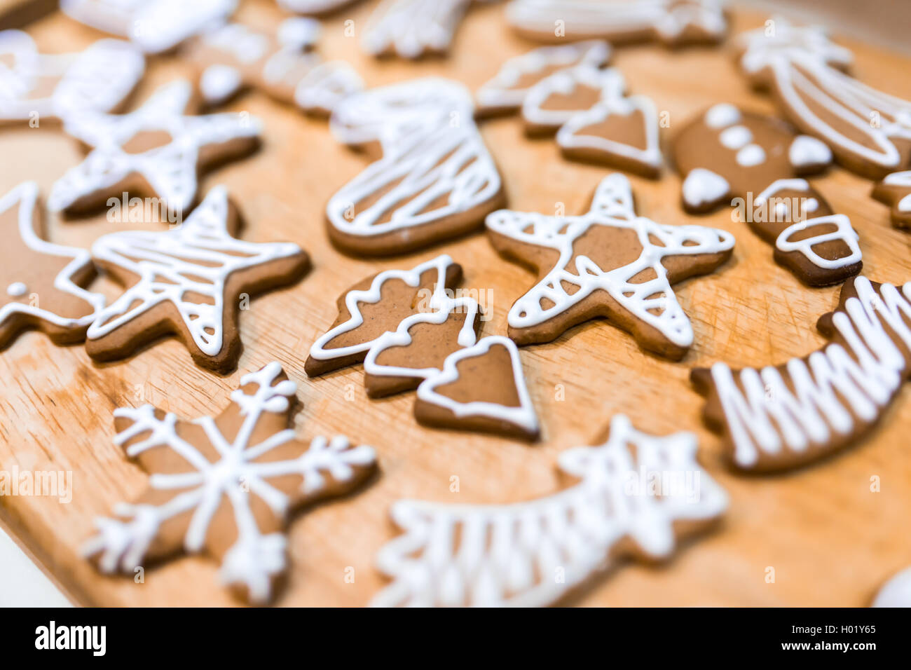 Decorated various gingerbread cakes Stock Photo - Alamy