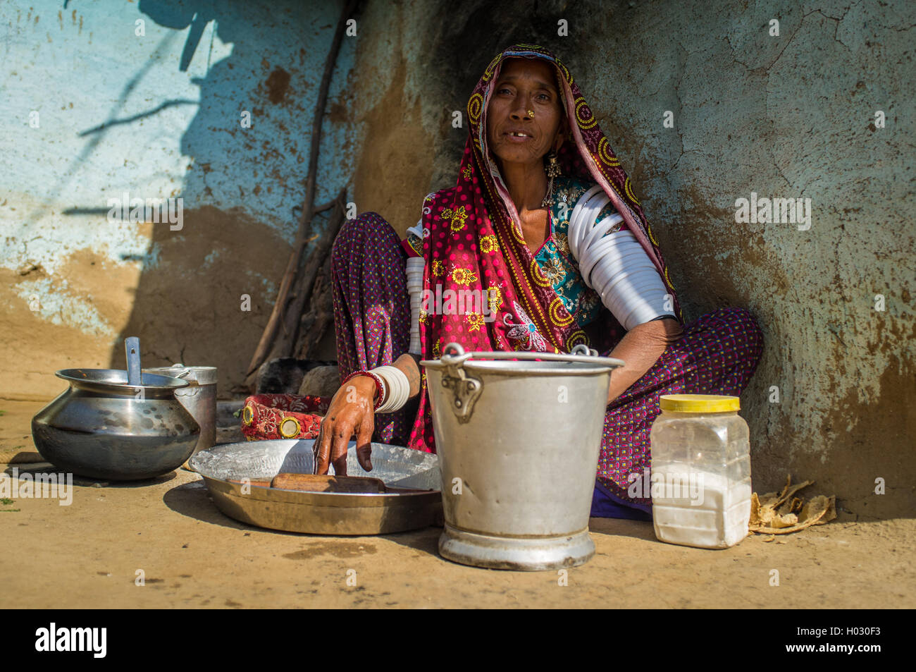 Rajasthan food woman cooking hi-res stock photography and images - Alamy
