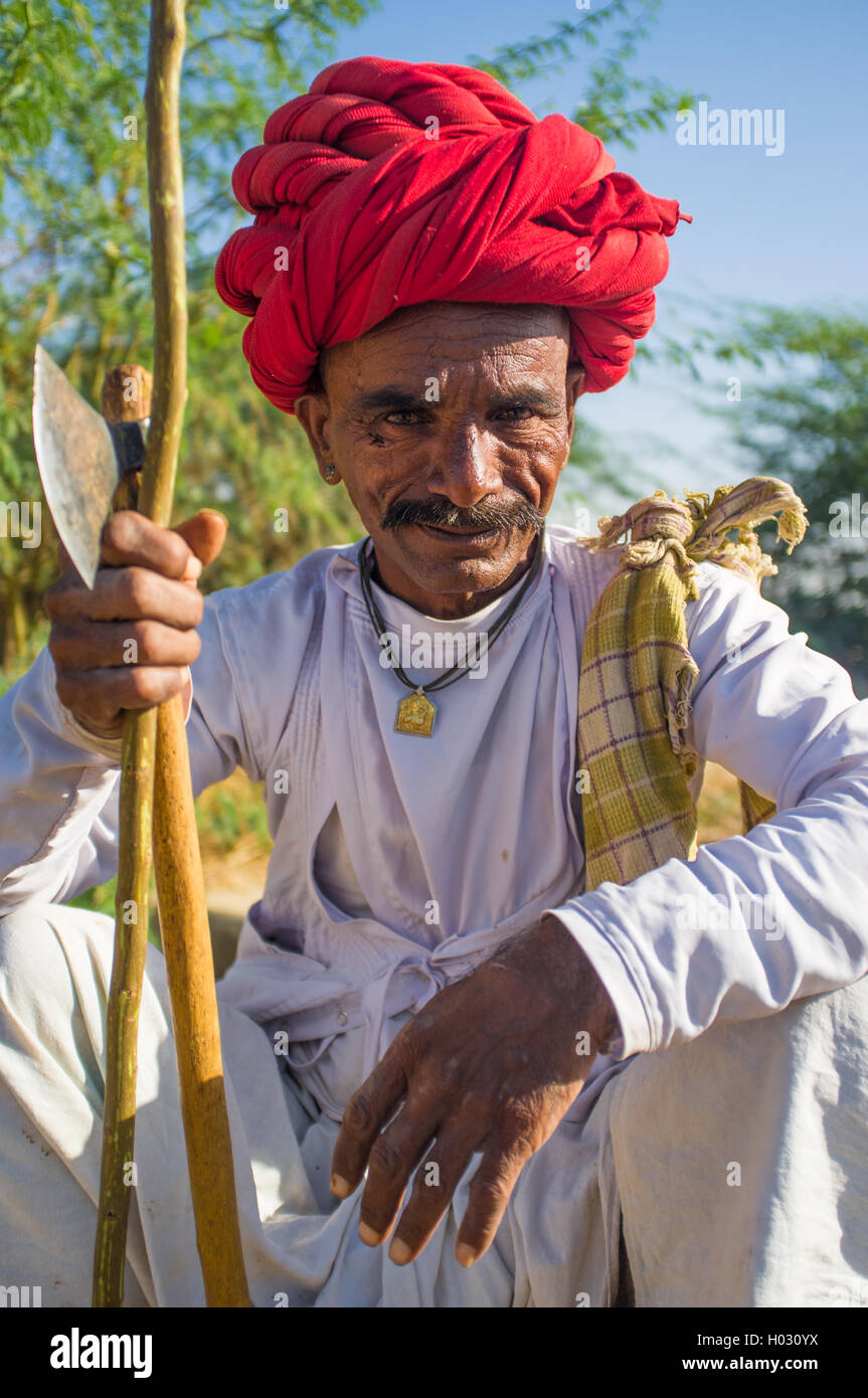 Rabari tribesman shepherd hi-res stock photography and images - Alamy