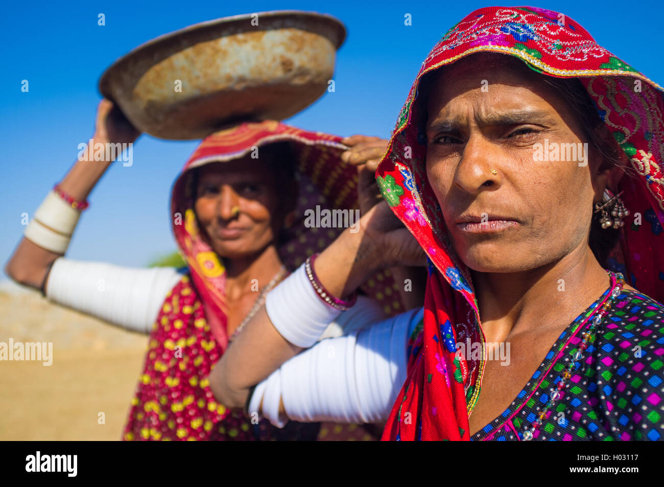 GODWAR REGION, INDIA - 14 FEBRUARY 2015: Rabari tribeswomen stand in ...