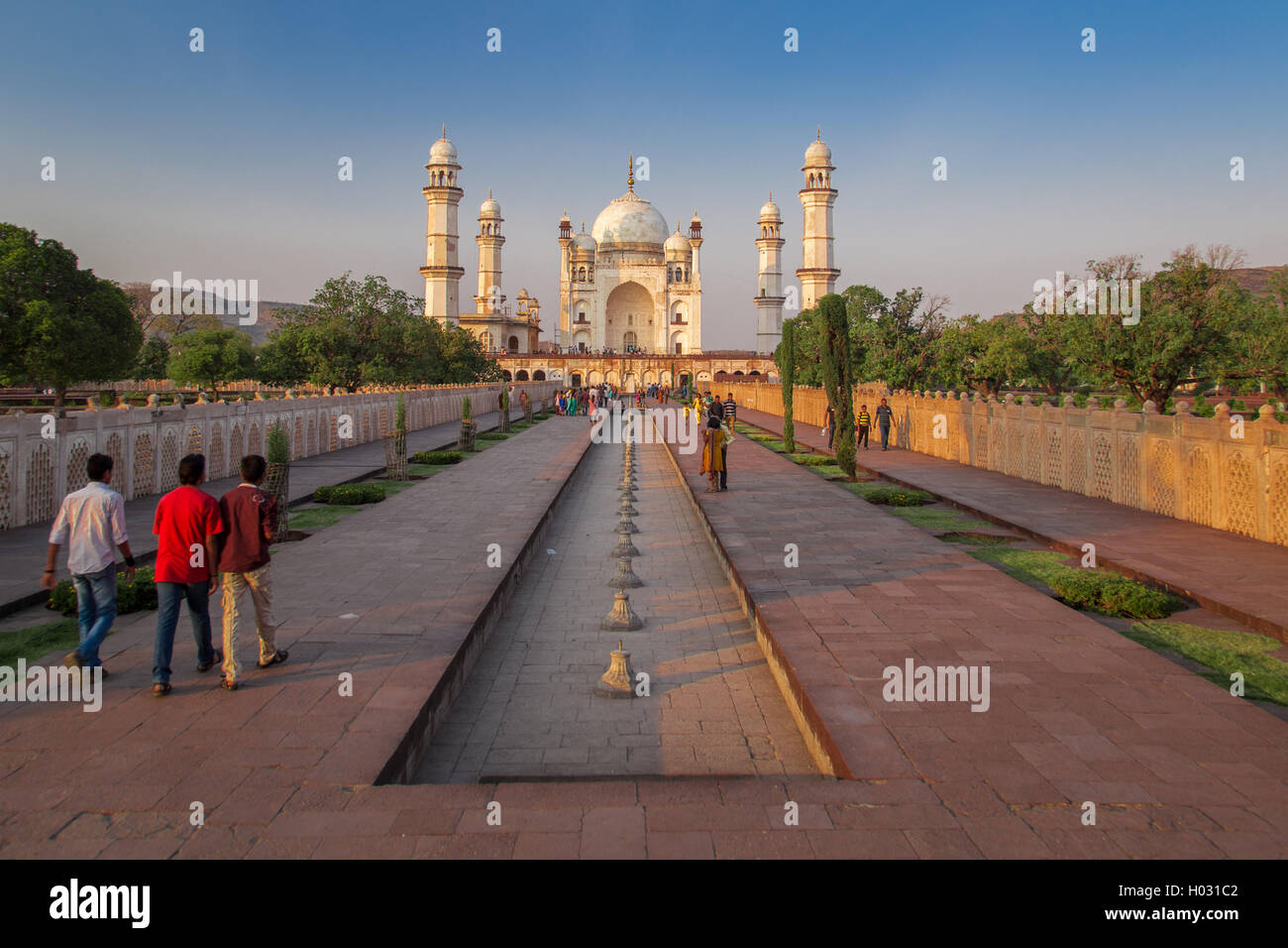 AURANGABAD, INDIA- 15 JANUARY 2015: Bibi Ka Maqbara also known as mini ...