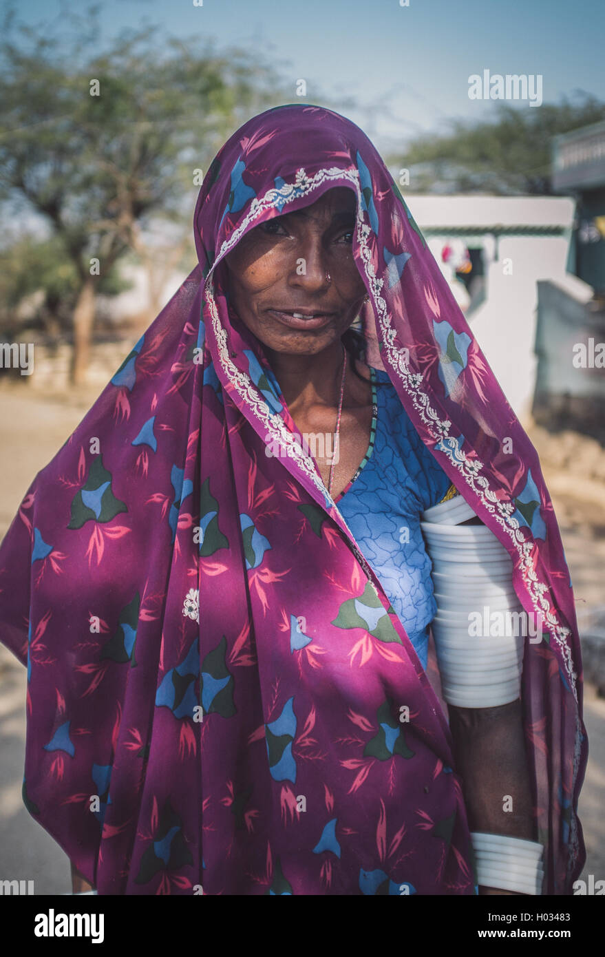 Rabari tribeswoman hi-res stock photography and images - Alamy