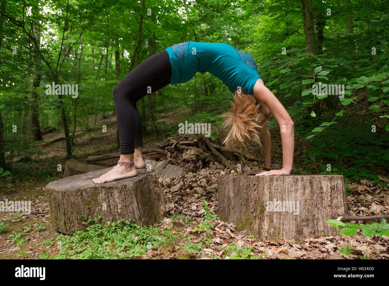 Yoga bridge pose hi-res stock photography and images - Alamy