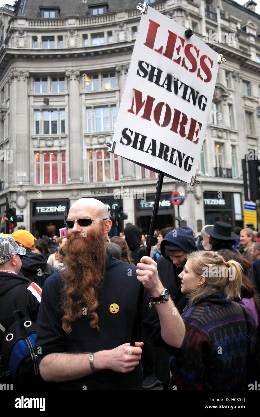 Bearded shaved head hi-res stock photography and images - Alamy