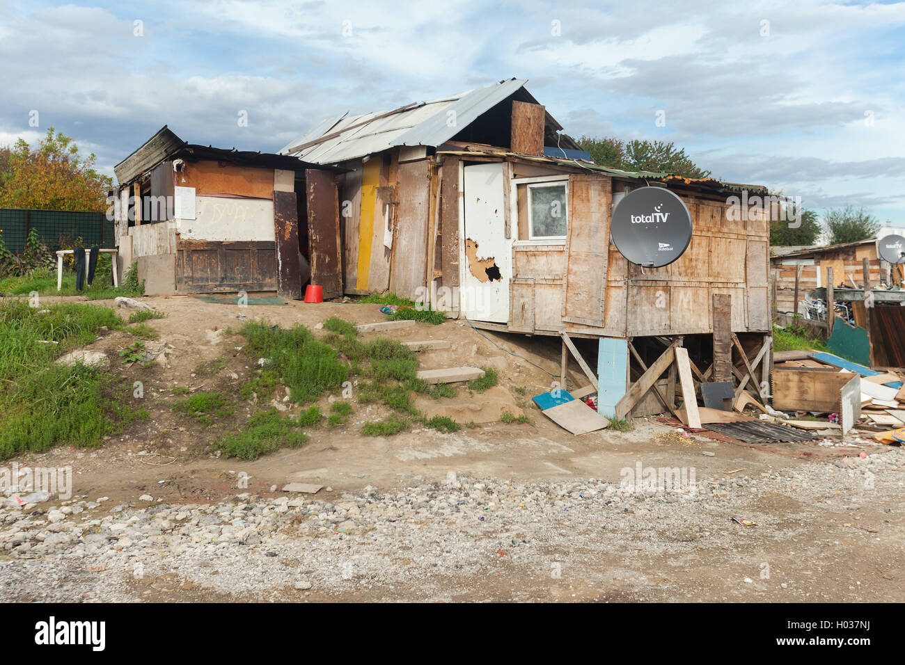 Ruined parts hi-res stock photography and images - Alamy