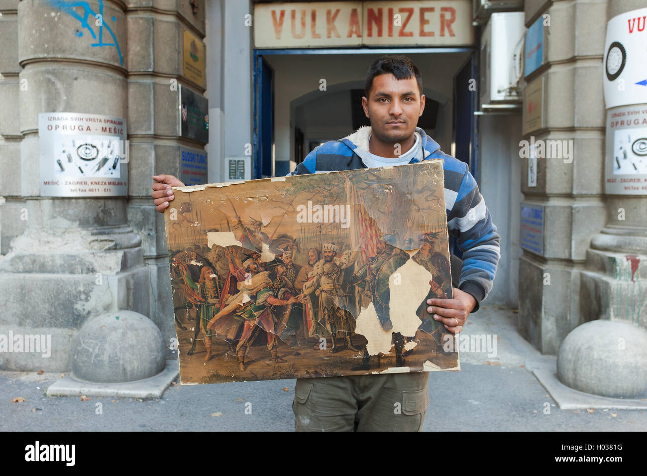 Ruined painting hi-res stock photography and images - Alamy