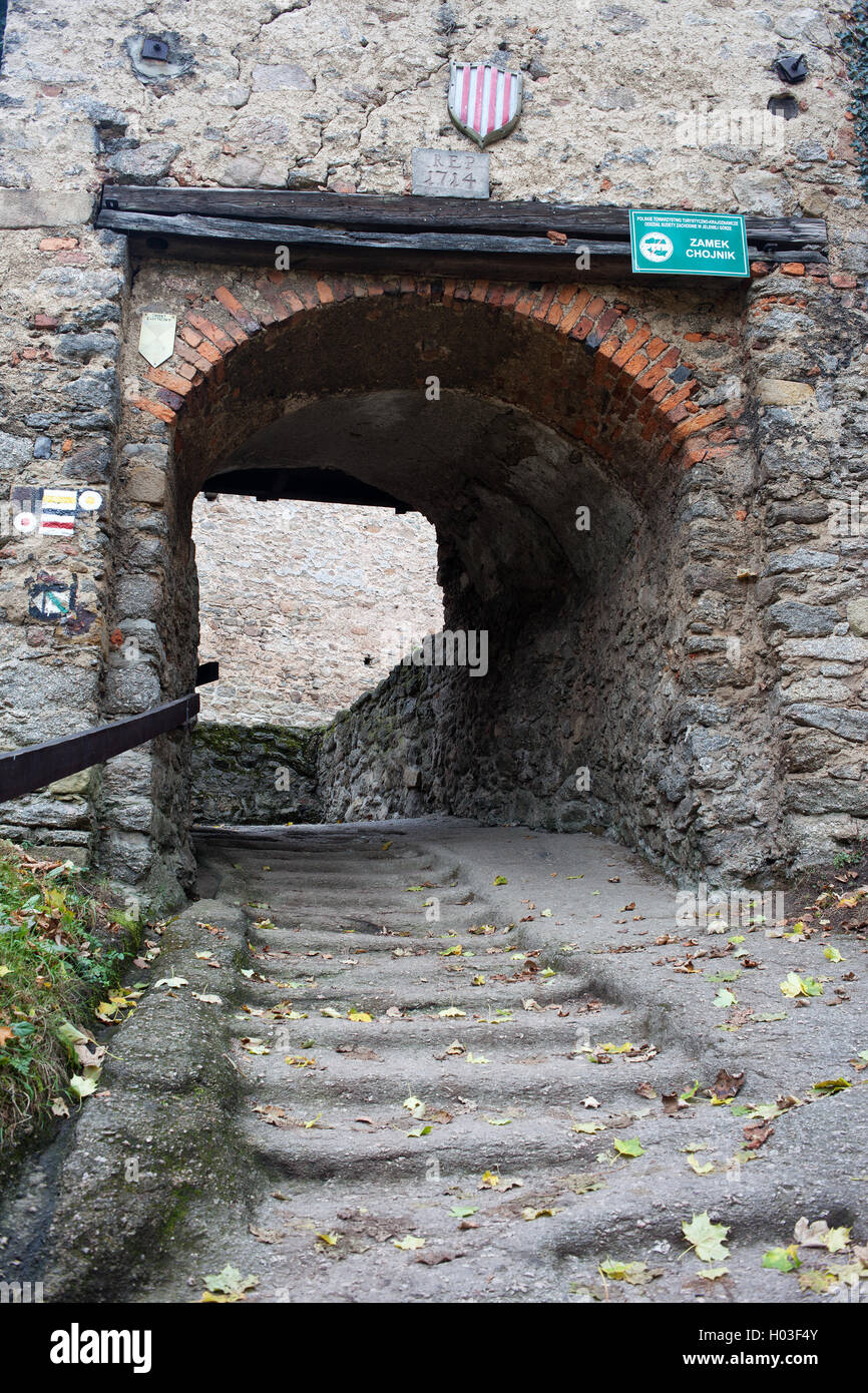Lower castle gate hi-res stock photography and images - Alamy