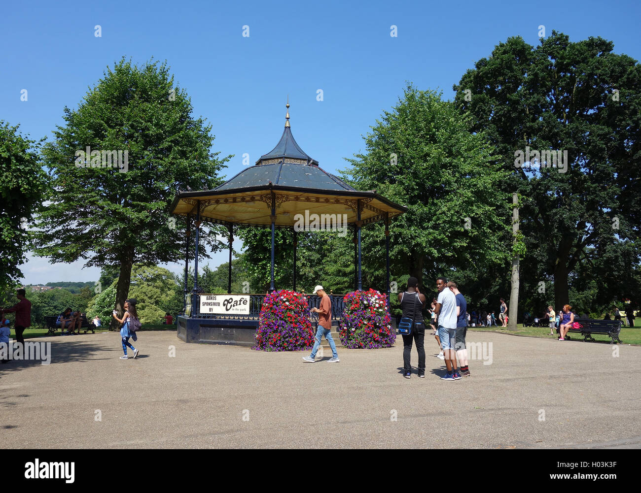 Colchester castle park hi-res stock photography and images - Alamy