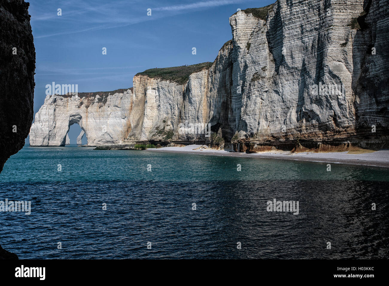 Etretat cliffs in france hi-res stock photography and images - Alamy