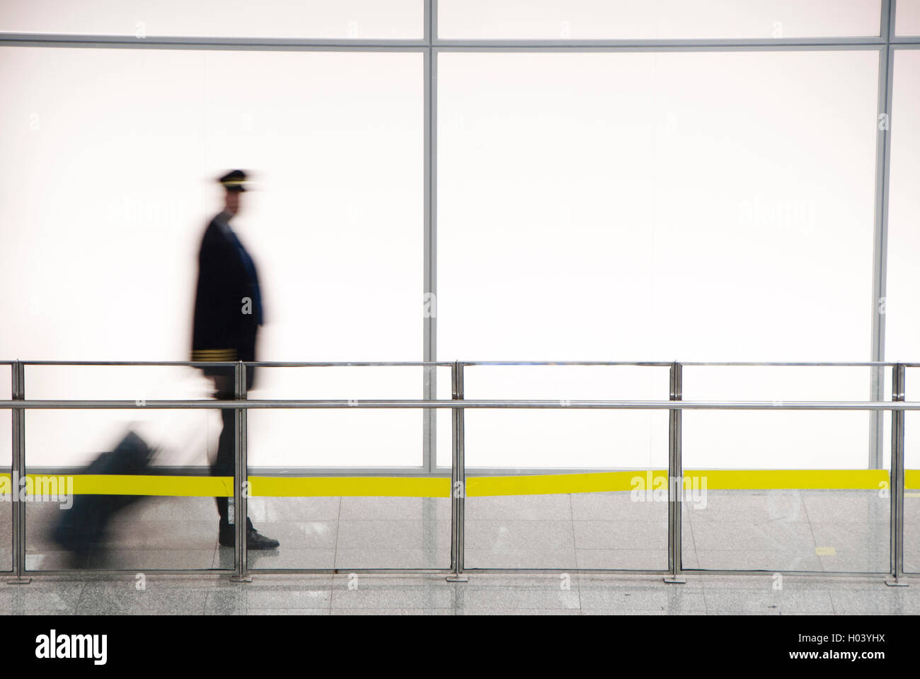 Galeao airport hi-res stock photography and images - Alamy