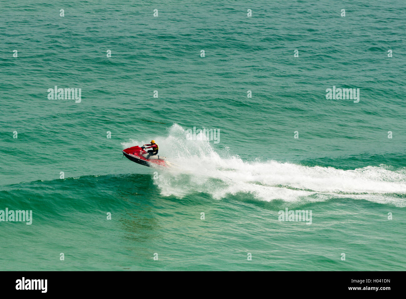 Surf rescue team hi-res stock photography and images - Alamy