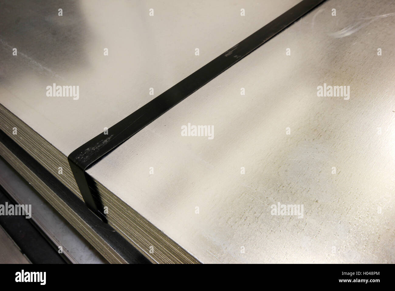 Steel mold hi-res stock photography and images - Alamy