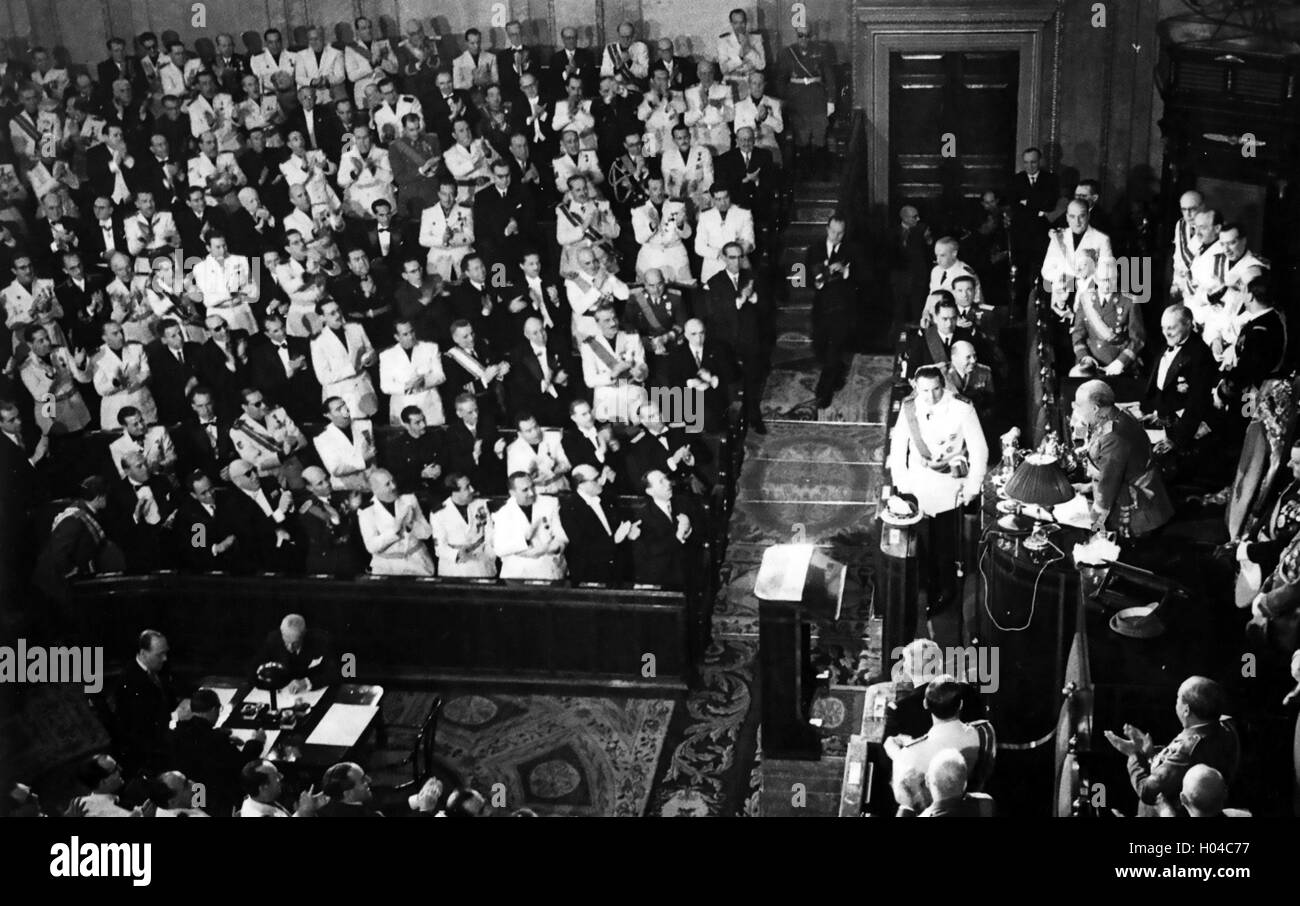Dictator speech hi-res stock photography and images - Alamy