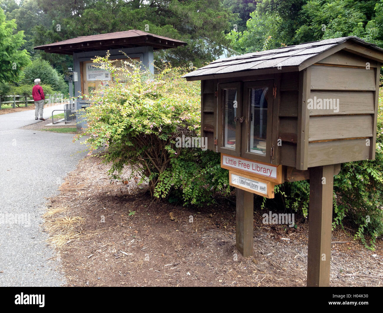 Mini Book Exchange Stock Photos & Mini Book Exchange Stock Images - Alamy