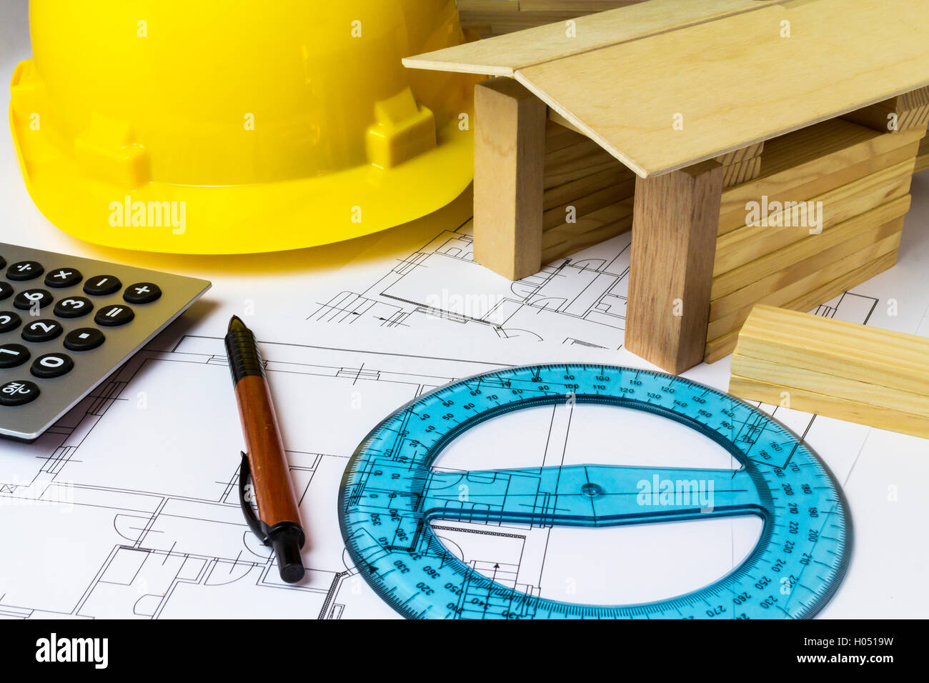 An office desk with the project papers Stock Photo - Alamy