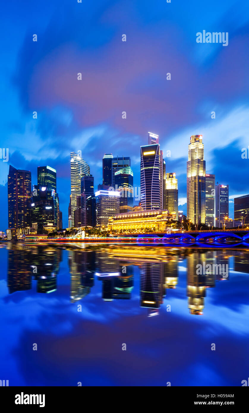 Singapore at night Stock Photo - Alamy