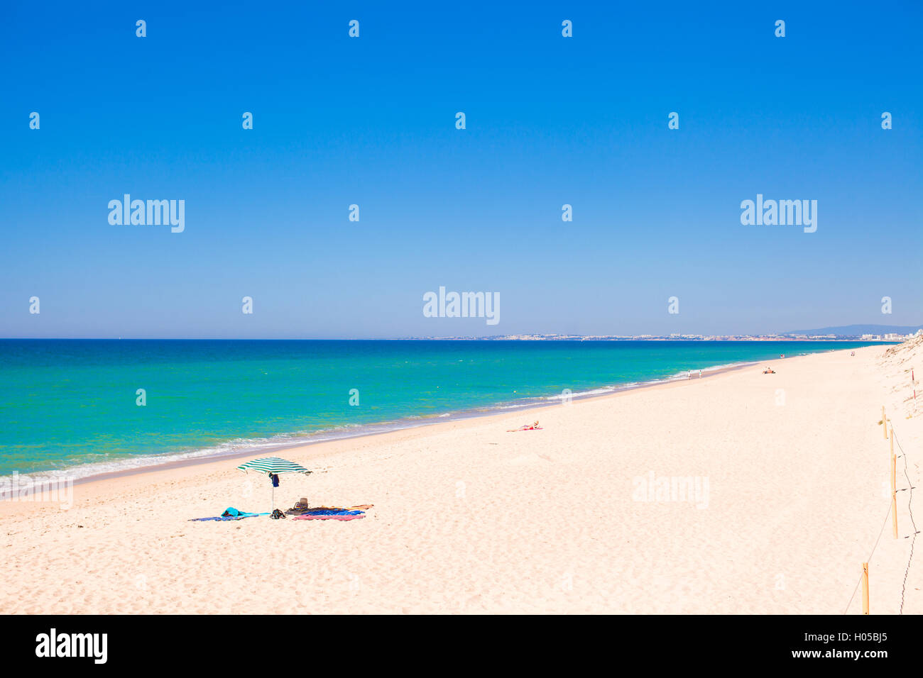 Summer scenery perfect bay beach hi-res stock photography and images ...