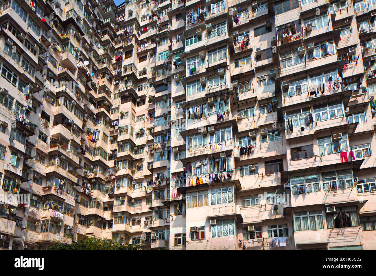 Hong Kong old residential building Stock Photo - Alamy