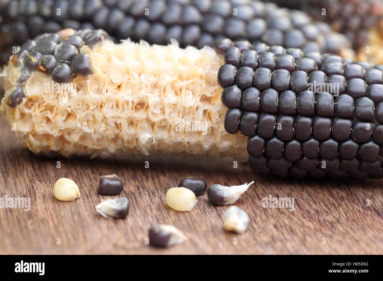 Grain corns hi-res stock photography and images - Alamy