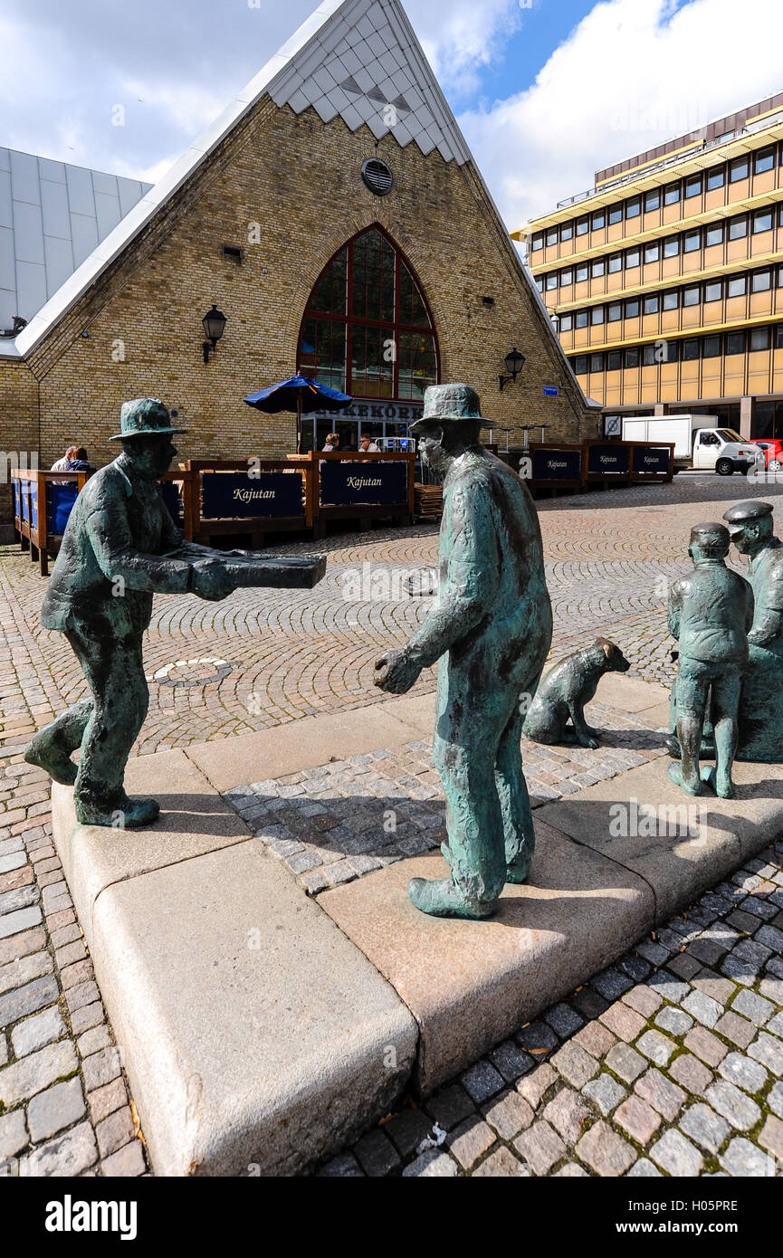 Gothenburg feskekorka fish market fish hi-res stock photography and ...