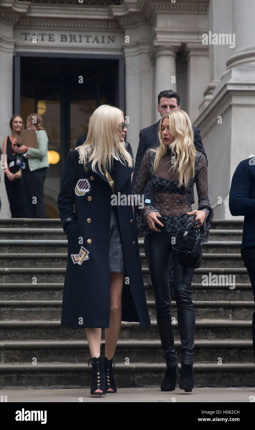 Jessica hart hi-res stock photography and images - Alamy