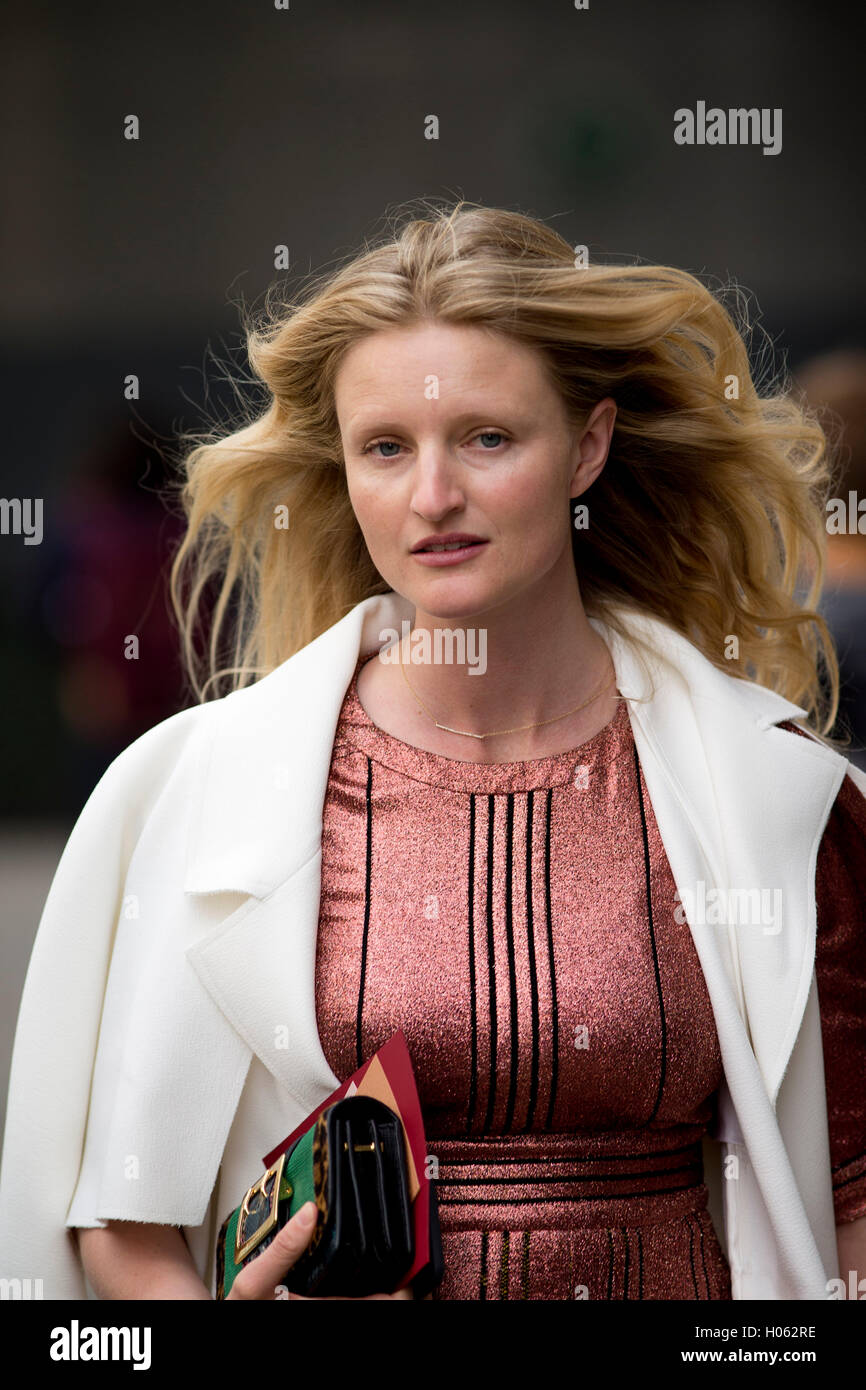 London, UK. 19th September, 2016. Candice Lake leaving Roksanda show ...