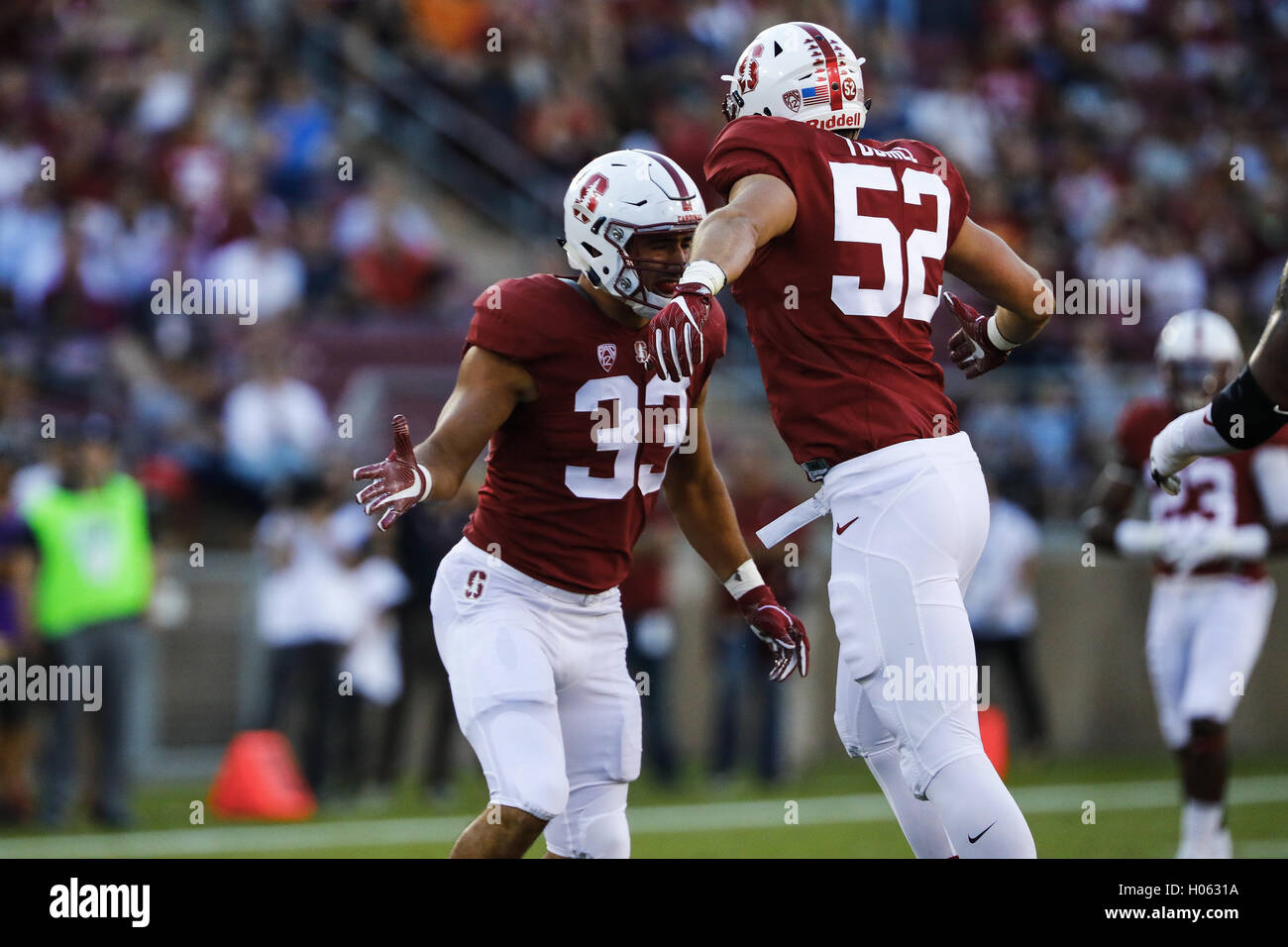 Palo Alto, California, USA. 17th Sep, 2016. Stanford LB Stacy Toohill ...