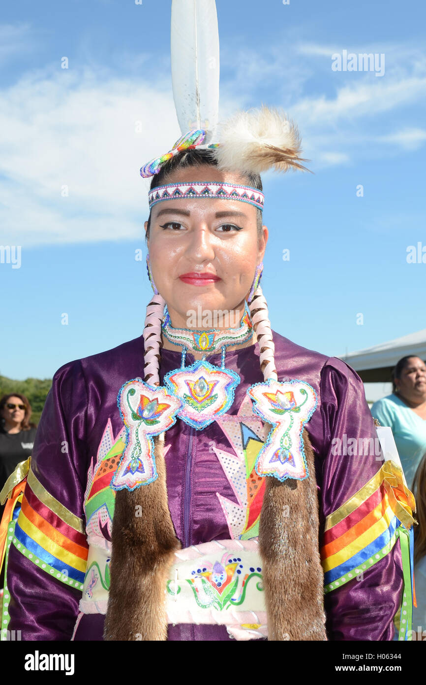 American Indians take part in a Grand Entry ceremony during Saturday’s ...
