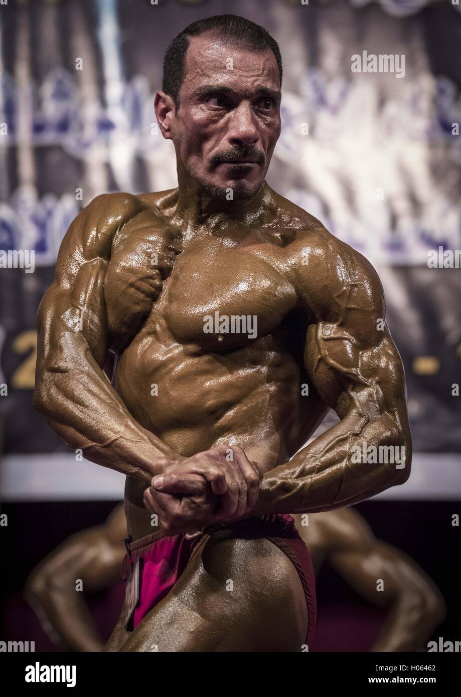Body builder competition hi-res stock photography and images - Alamy