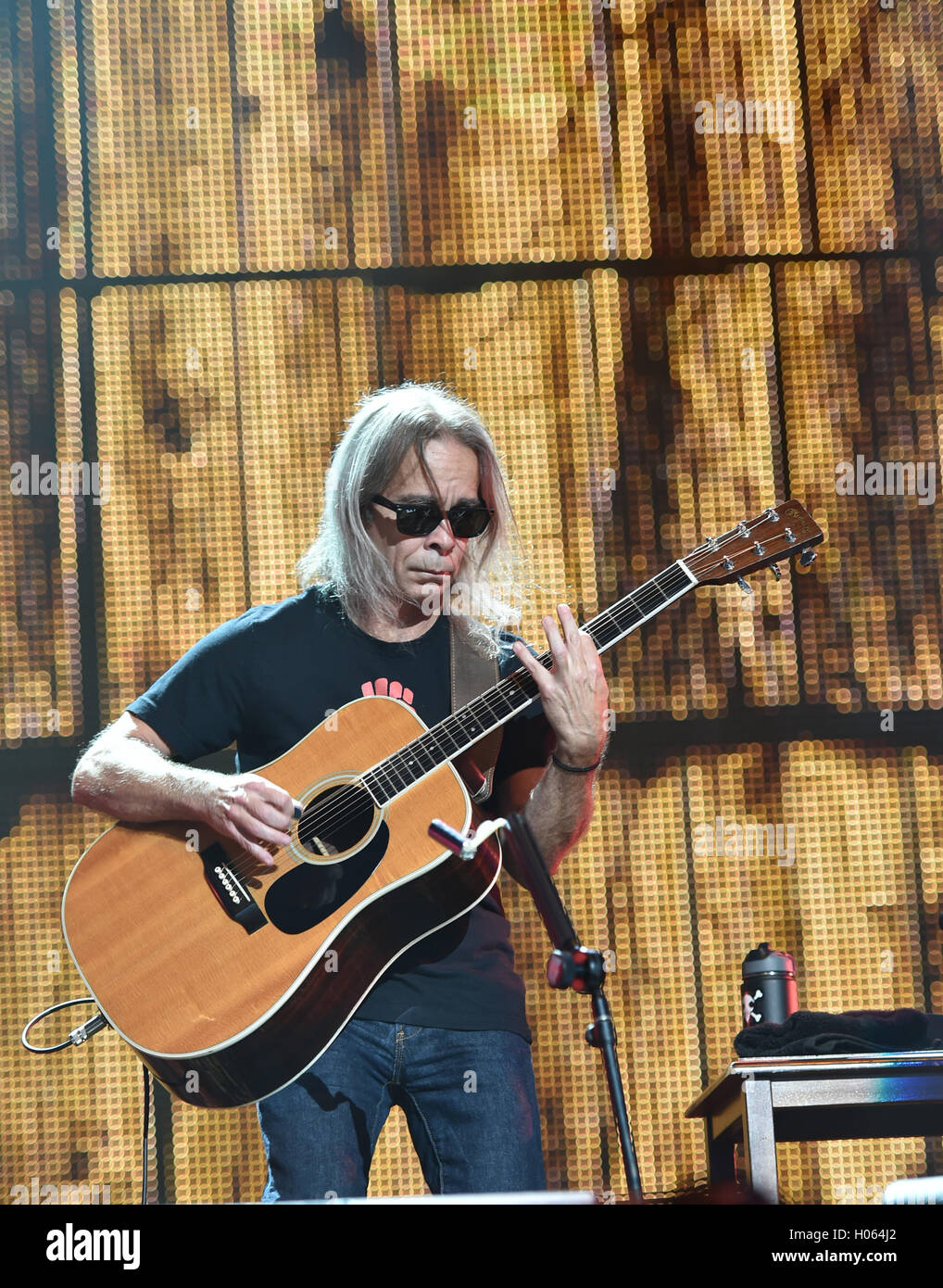 Tim reynolds hi-res stock photography and images - Alamy