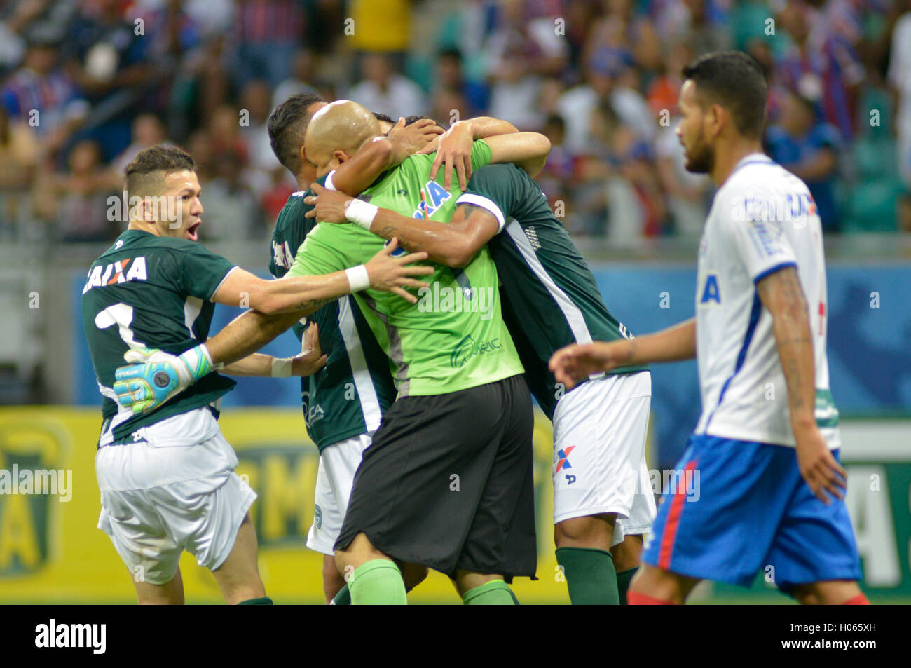 SALVADOR, BA - 17.09.2016: BAHIAXGOIÁS - Goiás equalizer in charge of ...