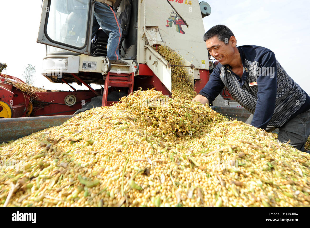 Bozhou, Bozhou, China. 20th Sep, 2016. Bozhou, CHINA-September 19 2016 ...