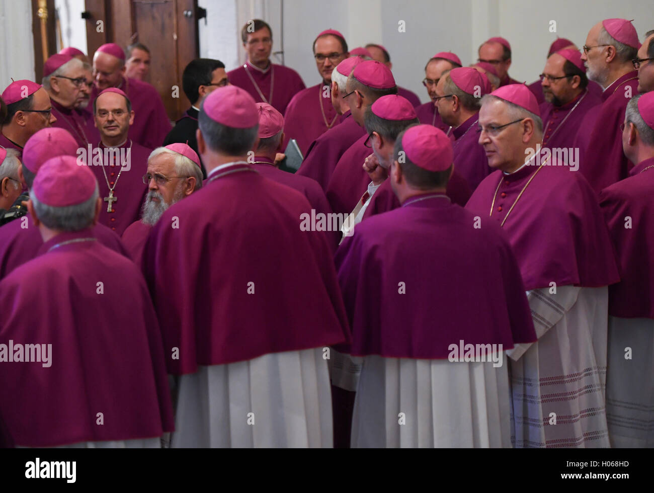Fulda, Germany. 20th Sep, 2016. Members of the Gernman Bishops ...