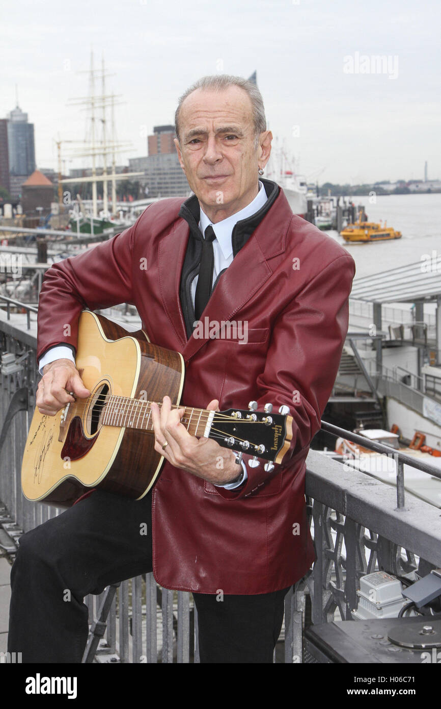 Hamburg, Germany. 20th Sep, 2016. 01072051 Status Quo star Francis ...