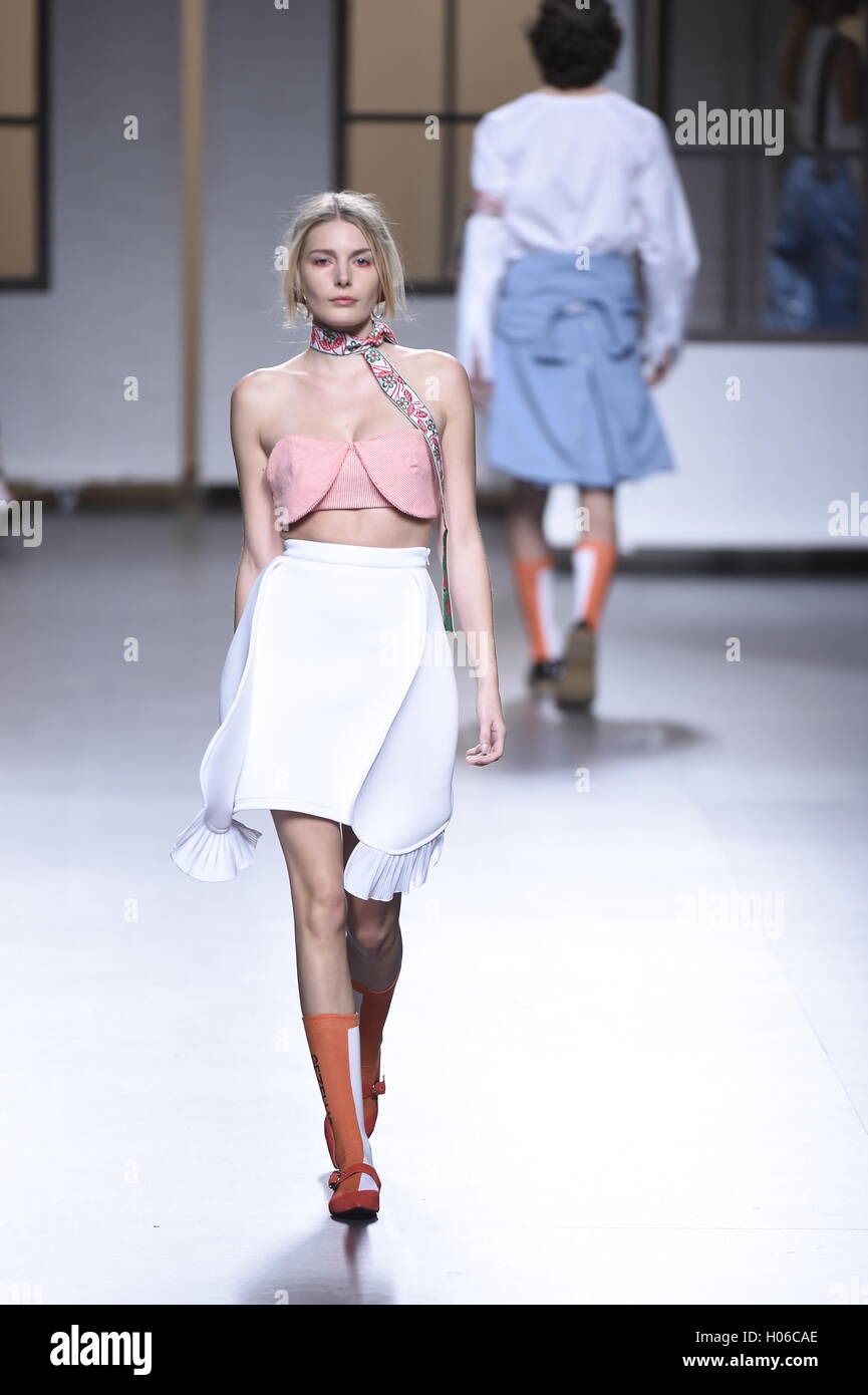 A model wears at collection runway a creation from Habey during Samsung ...