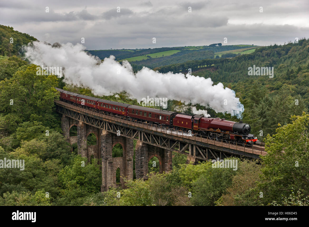 Glynn Valley, Cornwall, 20th September 2016. The Cathedrals Express ...
