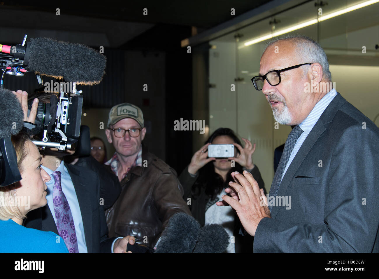 Westminster, London. 20th Sep, 2016. JON TRICKETT addresses the press ...